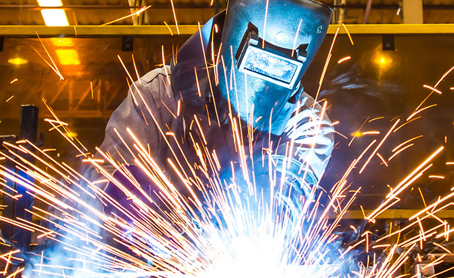 Online Welder Technician w VR Training (VR Headset v3 Included) from ...